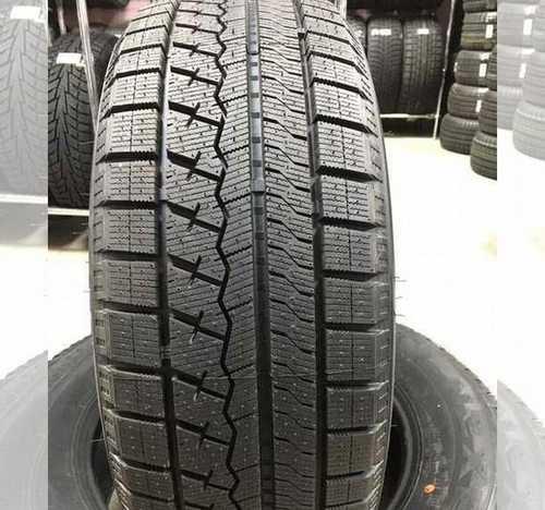 Sailun Ice Blazer Arctic 205/50 R17 89H