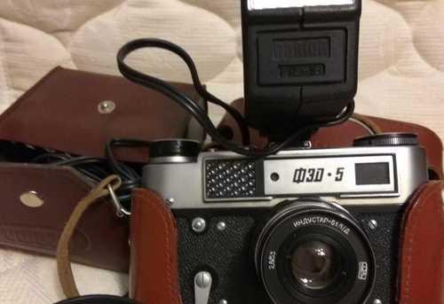 Пленочный фотоаппар Фед-5 со вспышкой norma FIL-18