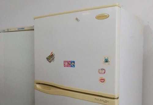 Холодильник daewoo