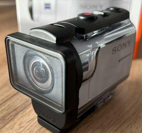 Экшн камера sony HDR-AS300