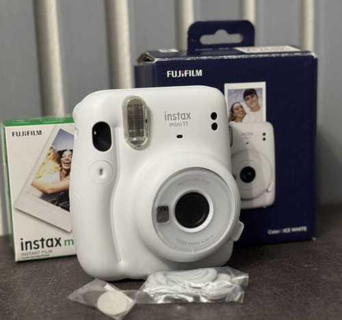 Polaroid instax mini 11