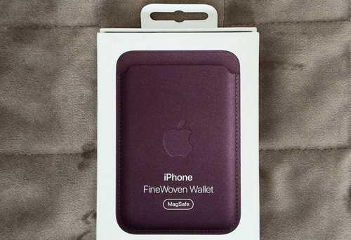 Кардхолдер Apple Wallet FineWoven Mulberry