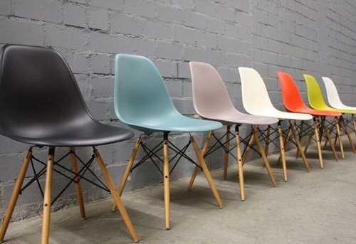 Барные стулья пластик Eames