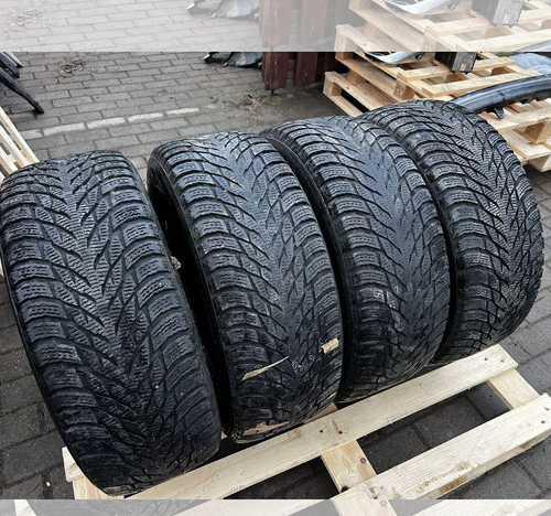 Nokian Tyres Hakkapeliitta R3 225/55 R17