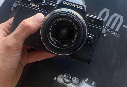 Компактный фотоаппарат olympus E-M10 Mark ll
