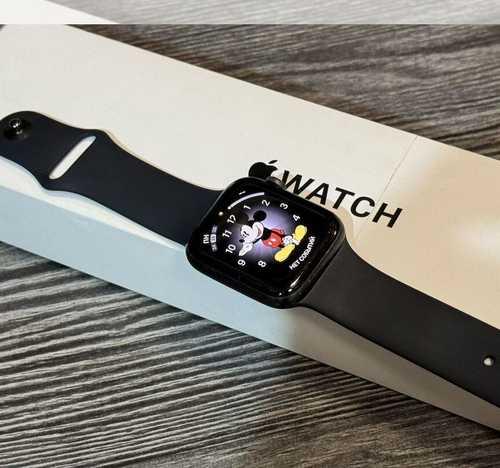 Apple Watch SE 44mm