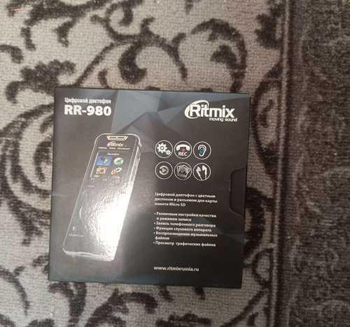 Диктофон Ritmix RR-980