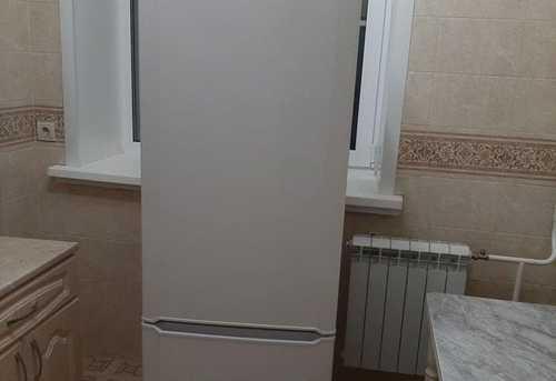 Холодильник Beko 171*54см