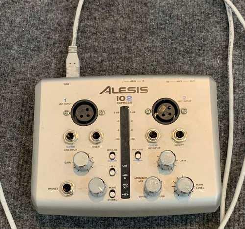 Alesis io2