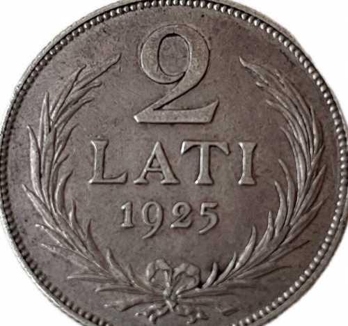 Монета 2 лата 1925 год, серебро