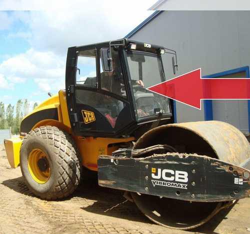 Стекло JCB VM 115 HD лобовое