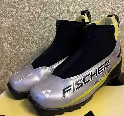 Лыжные ботинки fischer