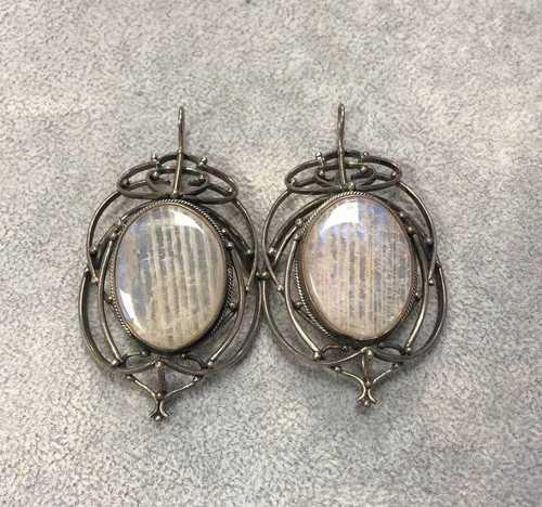 Серебряные серьги с камнем, 925 проба