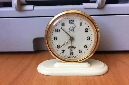 Часы будильник Дружба / Сделано в СССР