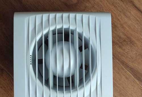 Вентилятор вытяжной канальный 100 мм,100 куб