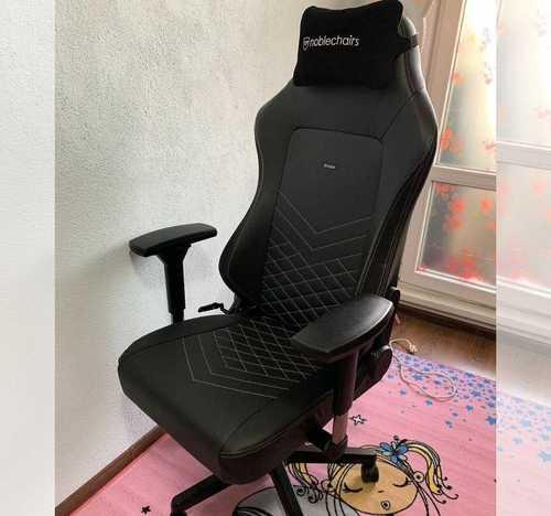 Кресло игровое noblechairs hero black/gold