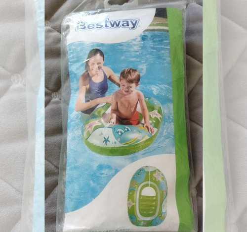 Круг для купания Лодочка Bestway новый