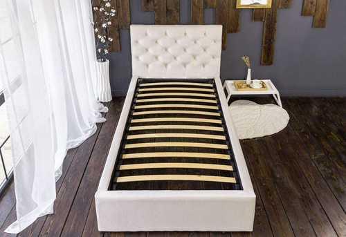 Кровать односпальная с мягкой обивкой из велюра