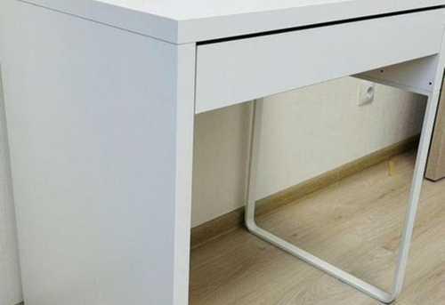 Компьютерный/письменный стол IKEA