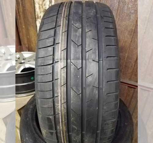 Kustone Passion P9S 315/35 R20 и 275/40 R20 110W