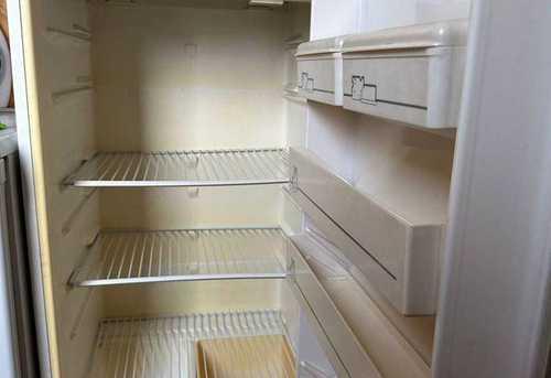 Холодильник Бирюса 107