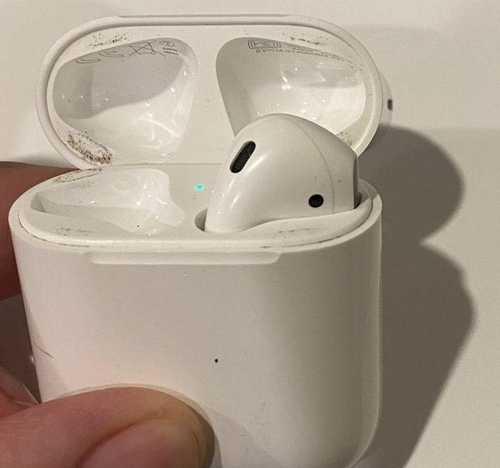 Apple AirPods 2