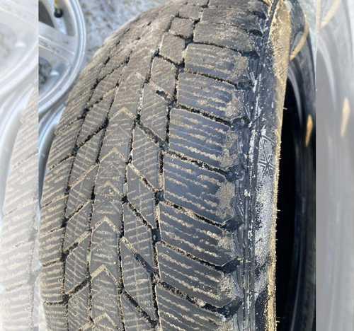 Nexen Winguard Ice Plus 205/60 R16