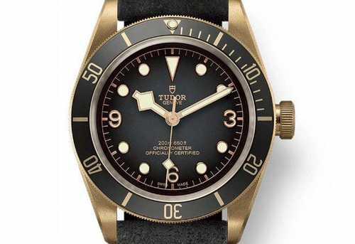 Часы Tudor Black Bay Bronze 43mm M79250BA-0001
