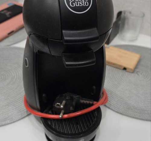 Кофемашина капсульная dolce gusto