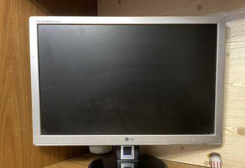 Монитор LG flatron W2042T