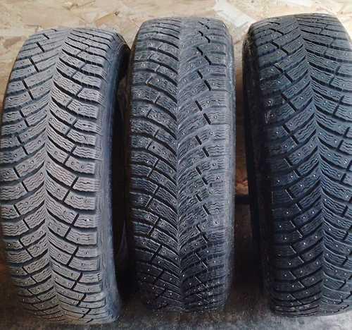 Michelin X-Ice North 4 215/65 R16