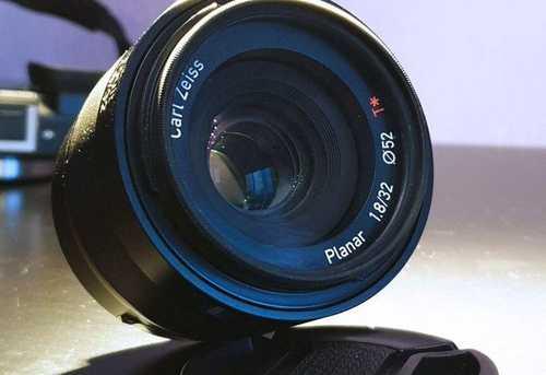 Объектив Zeiss Touit 32mm f1.8 AF Sony E-Mount