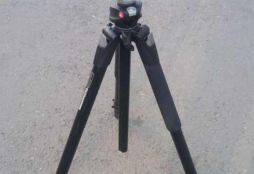 Штатив Manfrotto 055xprob