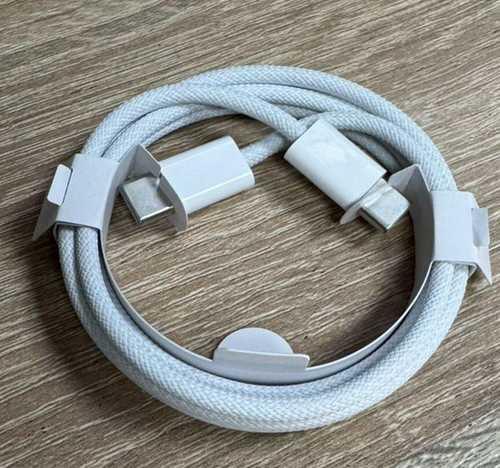 Кабель apple USB-C USB-C