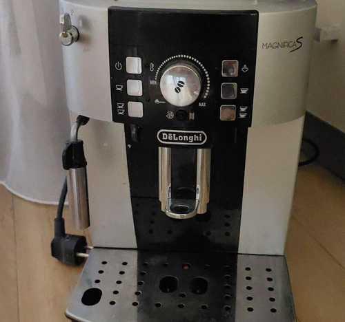 Кофемашина delonghi magnifica s бу