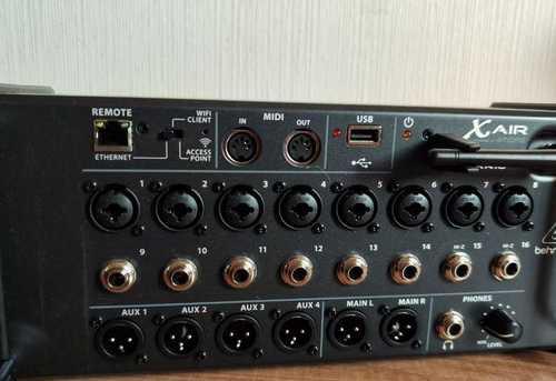 Микшер цифровой Behringer XR16 рэковый