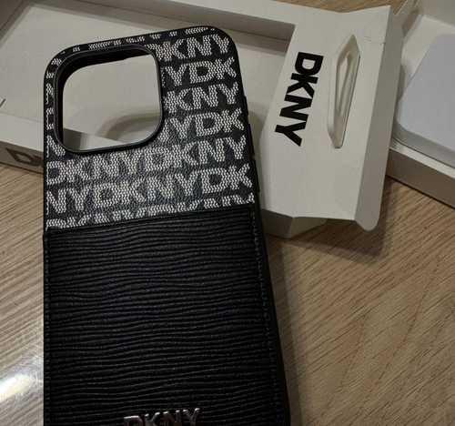 Чехол dkny на iPhone 15 pro