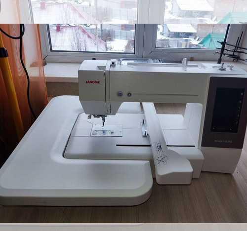 Вышивальная машинка Janome memory craft 550e