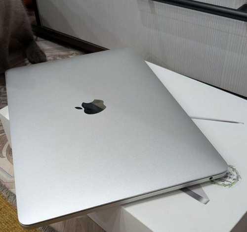 Apple macbook pro 13 2017