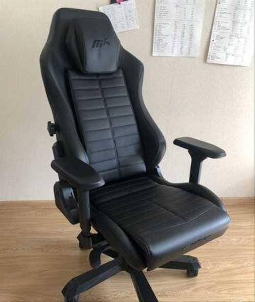 Компьютерное кресло dxracer master