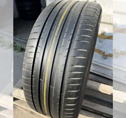 Michelin Pilot Sport 4 SUV 275/45 R21