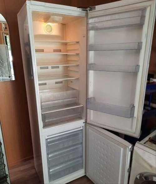 Холодильник FullNoFrost Beko CN335220