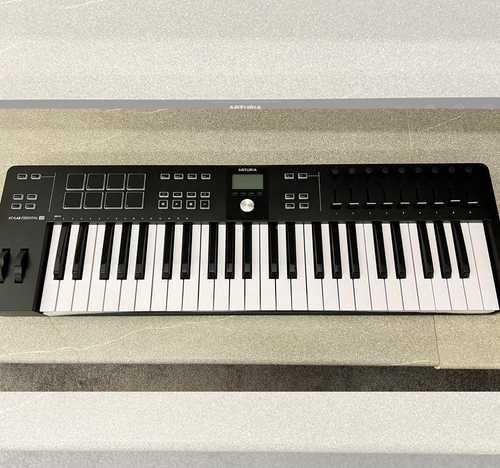 Миди клавиатура arturi keylab essential 49 mk3