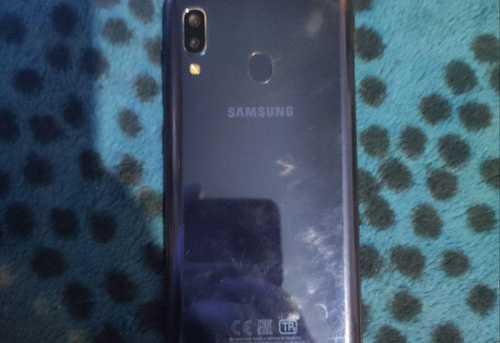 Samsung Galaxy A20, 3/32 ГБ