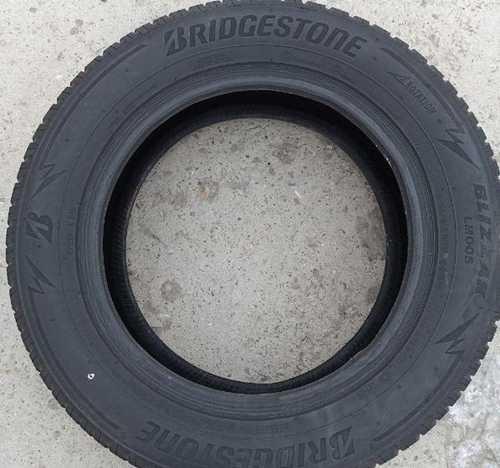 Bridgestone Blizzak LM-005 215/65 R17 103H