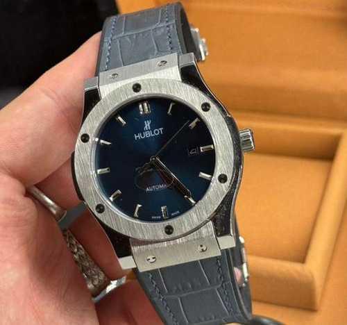 Наручные часы Hublot