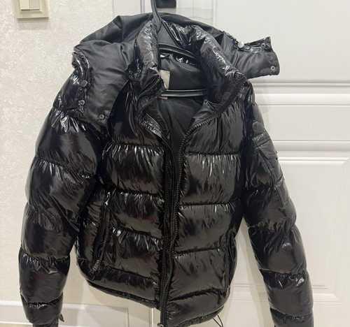 Пуховик moncler женский