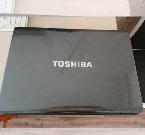 Ноутбук toshiba