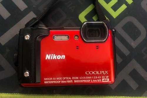 Nikon coolpix w300