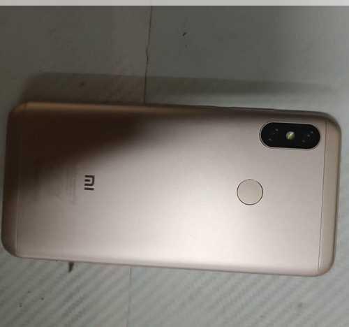 Xiaomi Mi A2, 4/32 ГБ